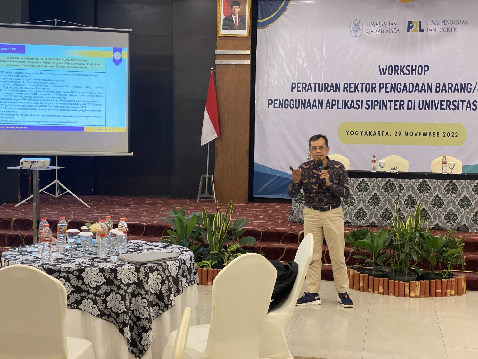 Workshop Peraturan Pengadaan Barang/Jasa dan Penggunaan Aplikasi SIPINTER di Universitas Gadjah ...